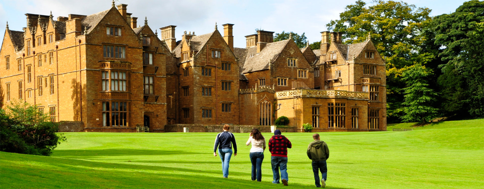 Study in Wroxton, England | Fairleigh Dickinson University