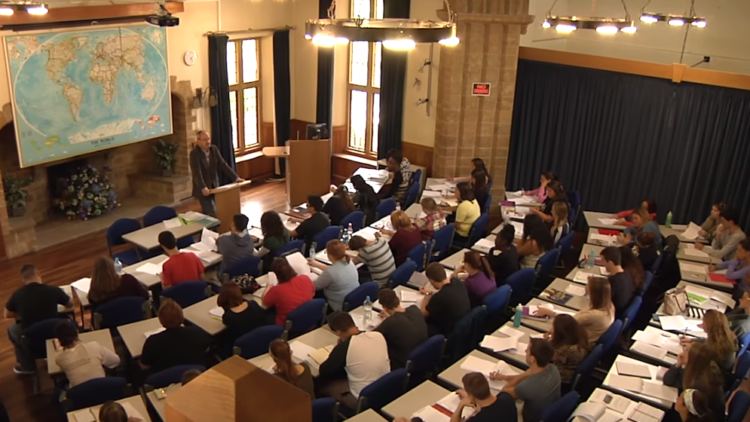 Wroxton Legacy Award | Fairleigh Dickinson University